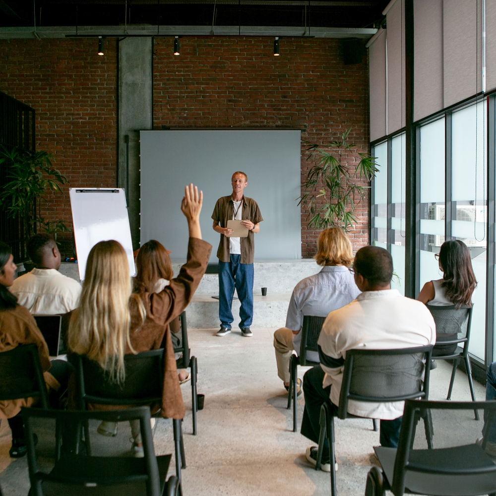 Về Minh Triết - Minh Triết Educaton